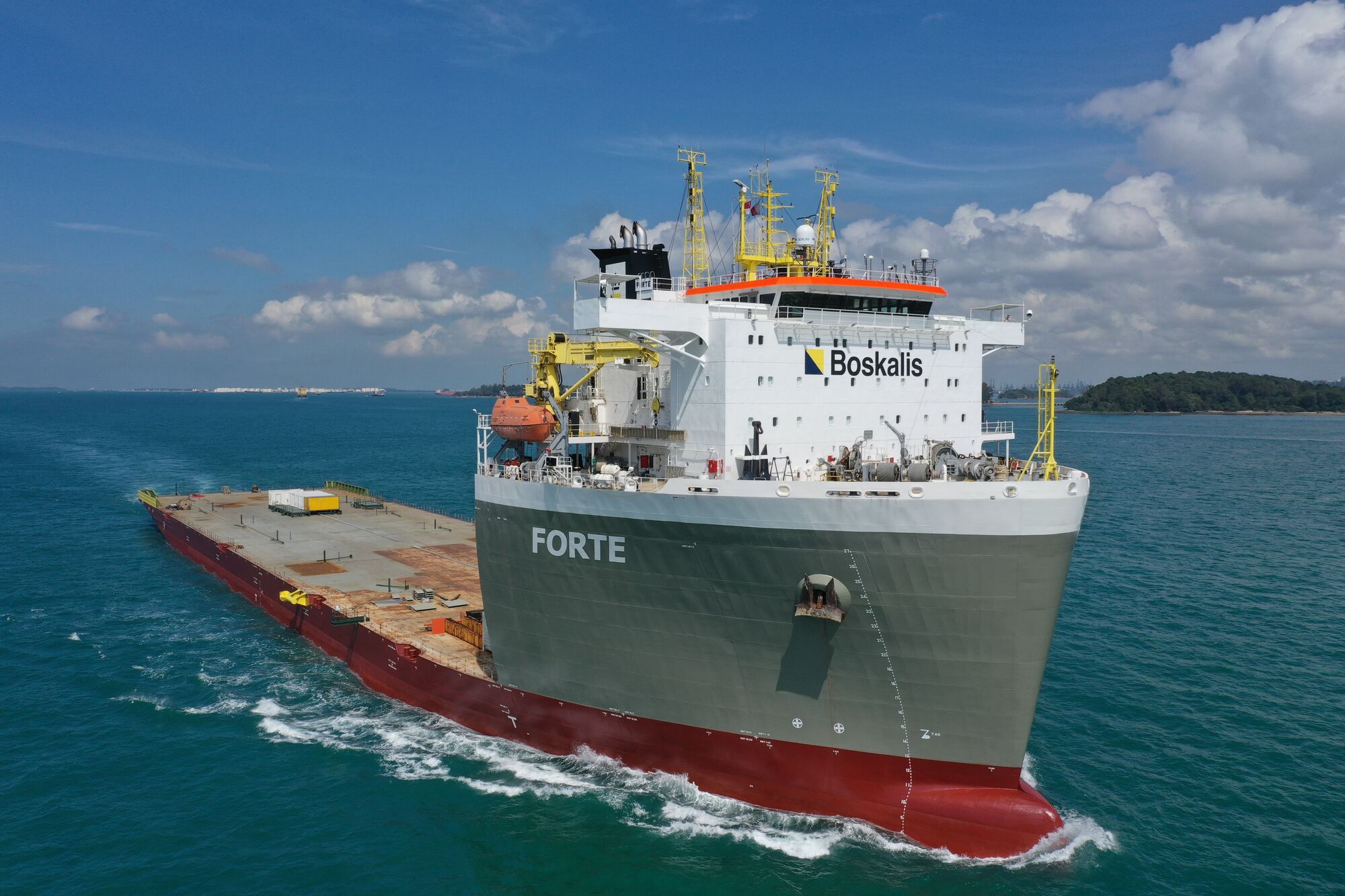 Semi-submersible heavy transport vessels | Boskalis