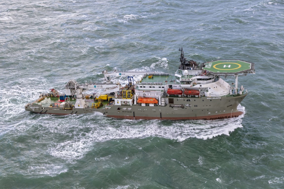 Diving support vessels | Boskalis